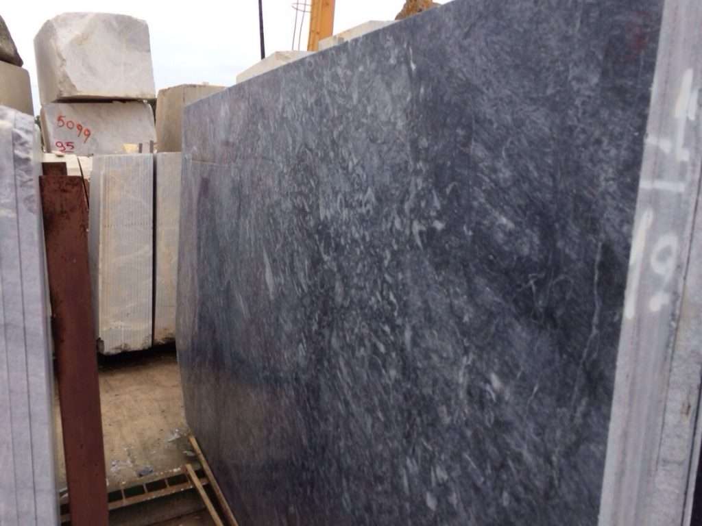 Szürke marvány ablakpárkányokat, konyha pult, minőségi összeszerelés